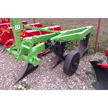 Plug agricol cu 3 brazde 65 CP - Plug agricol cu 3 brazde 65 CP